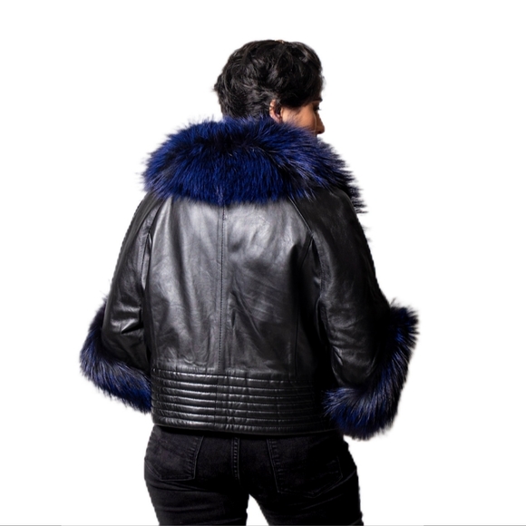 Mitchie's | Jackets & Coats | Lamb Leather Cape Jacket With Fox Fur ...